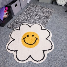 daisy shaped rug | Five Below